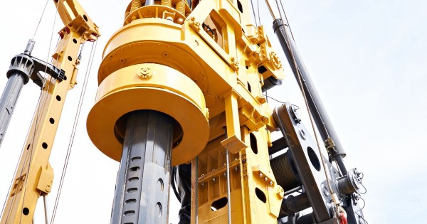 A Basic Introduction to Kelly Bars for Drilling Rigs